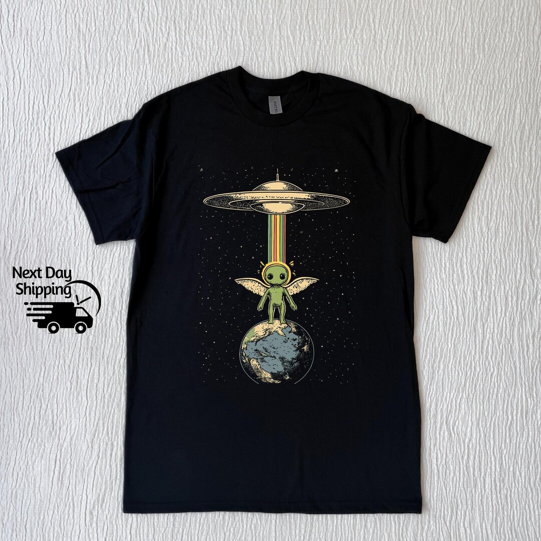 Retro Alien in Space Earth Y2k Shirt, Vintage Alien and UFO T-shirt ...