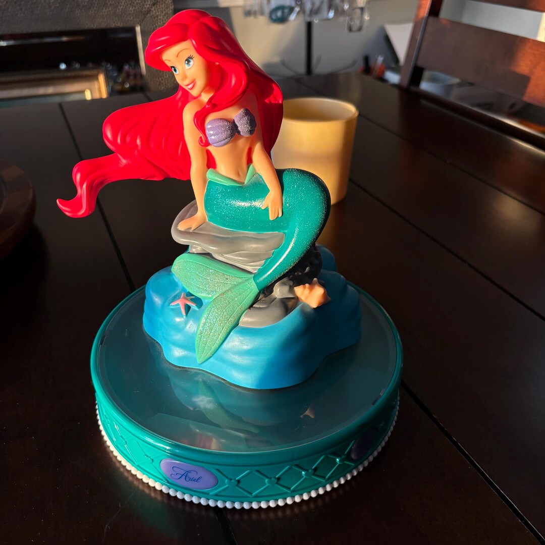 Little Mermaid Ariel Light up Musical Disney Princess Coin Bank 2014 ...