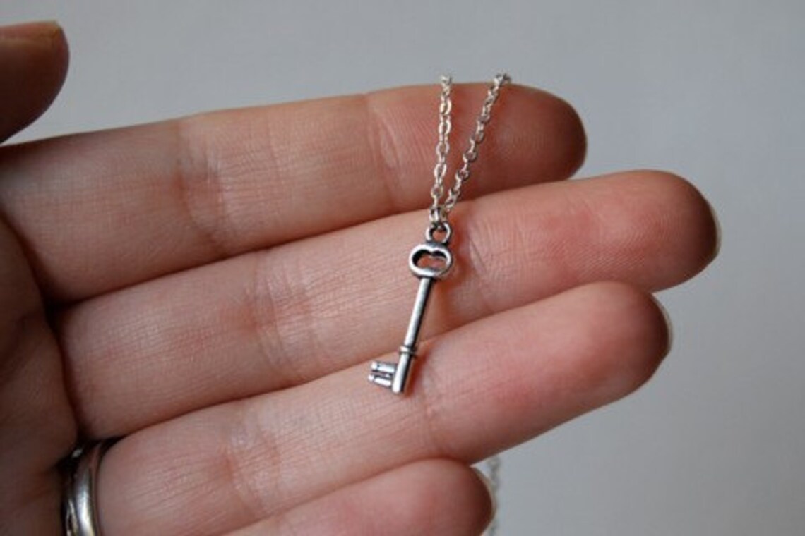 Tiny Silver Skeleton Key Necklace Cute Key Charm Necklace - Etsy