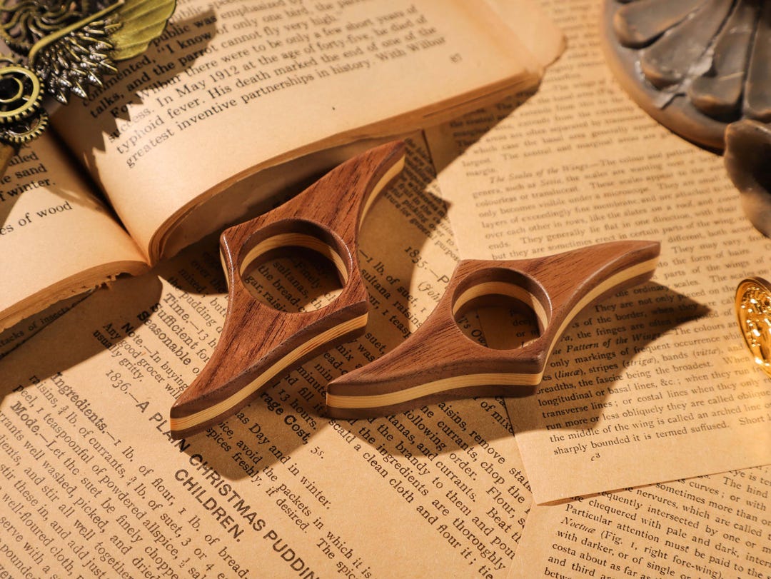 Wooden Book Page Holder, Book Accessories, Sandwich Wood Book Page ...