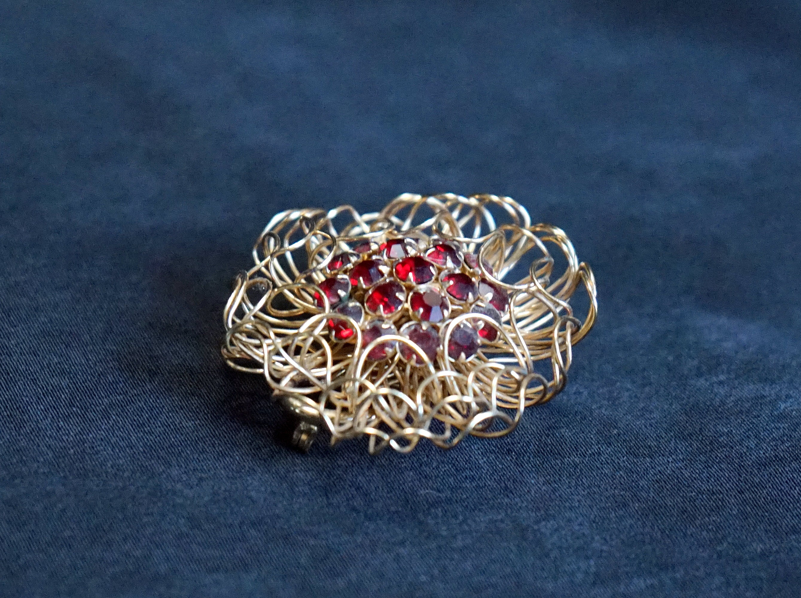 NAPIER Bright and Sparkly Vintage Brooch with Gold Tone Metal | Etsy