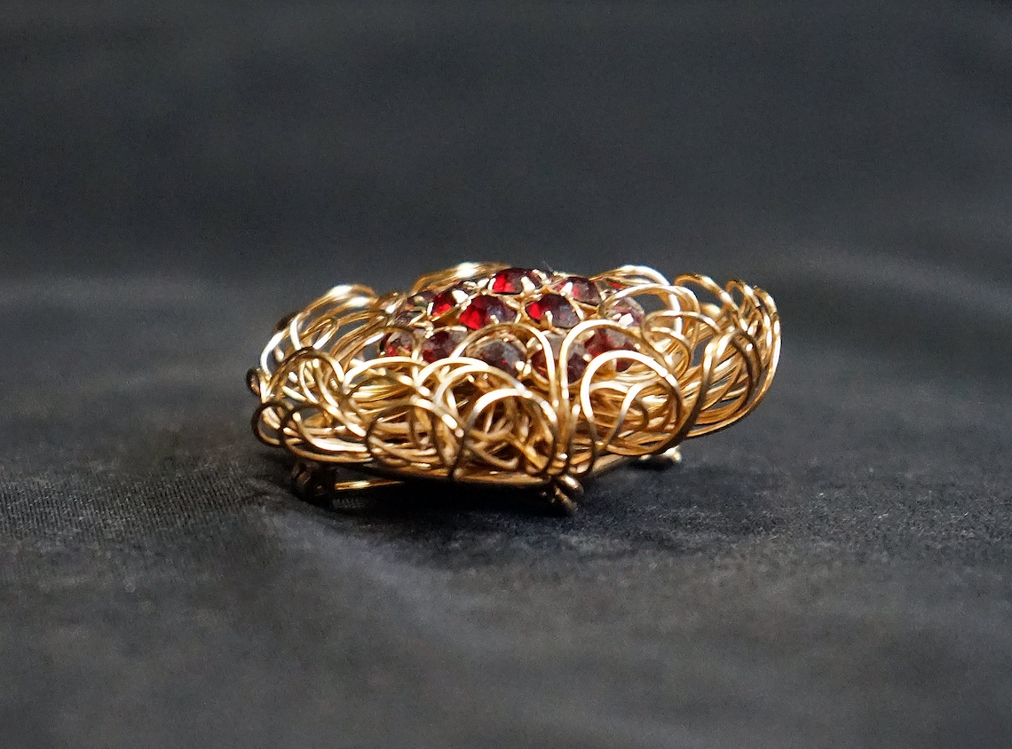 NAPIER Bright and Sparkly Vintage Brooch with Gold Tone Metal | Etsy