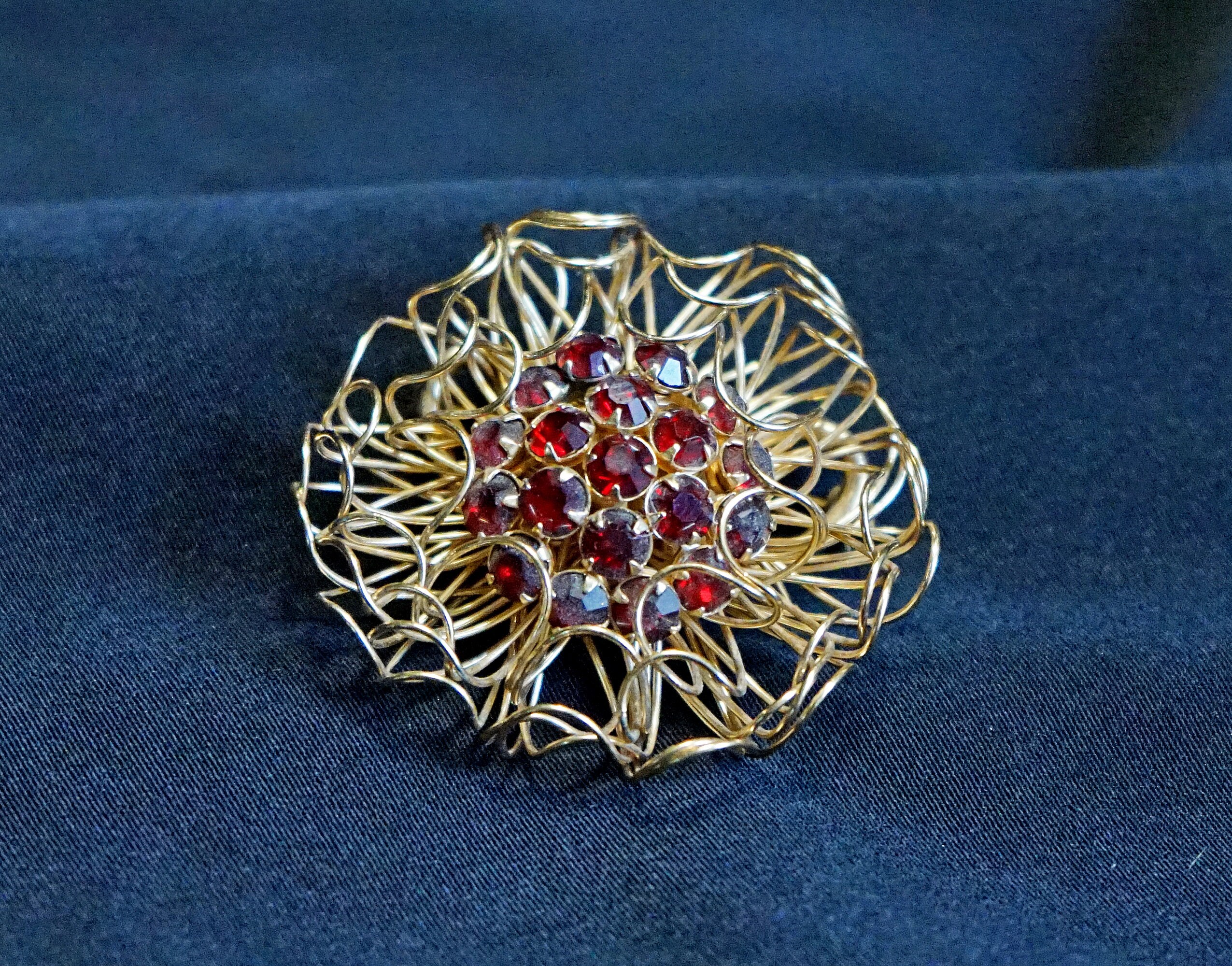 NAPIER Bright and Sparkly Vintage Brooch with Gold Tone Metal | Etsy