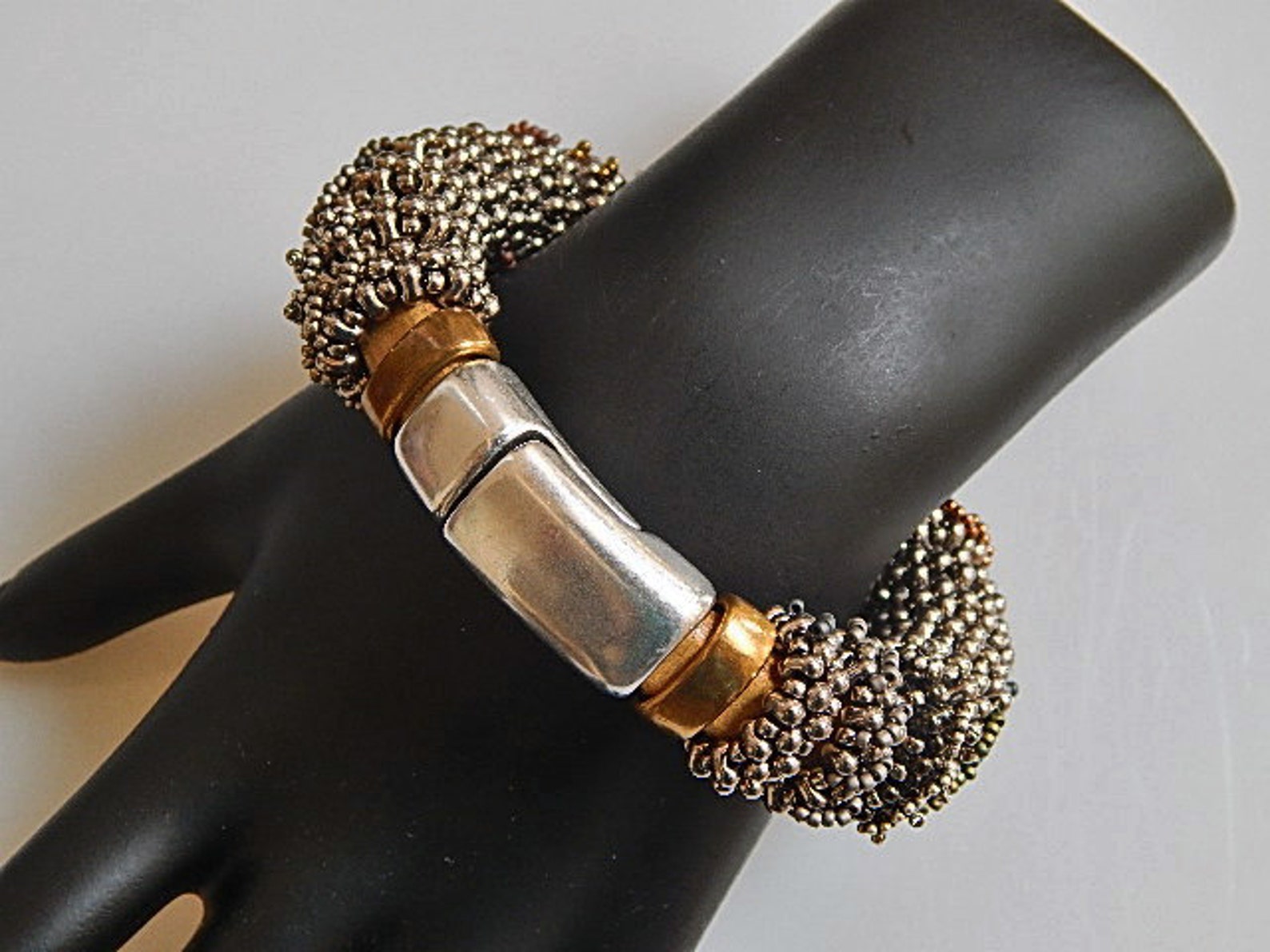 Circle of Treasures Bracelet Instructions | Handmade | Seed Beads ...