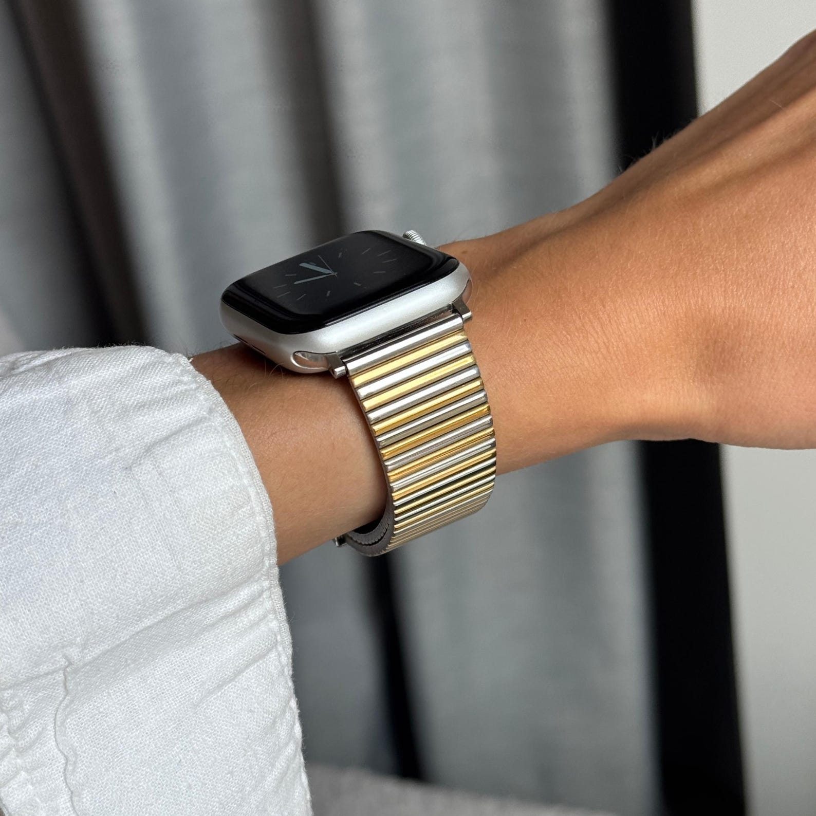 Black Stainless Steel Apple Watch Band: Metal Loop Bracelet - Etsy
