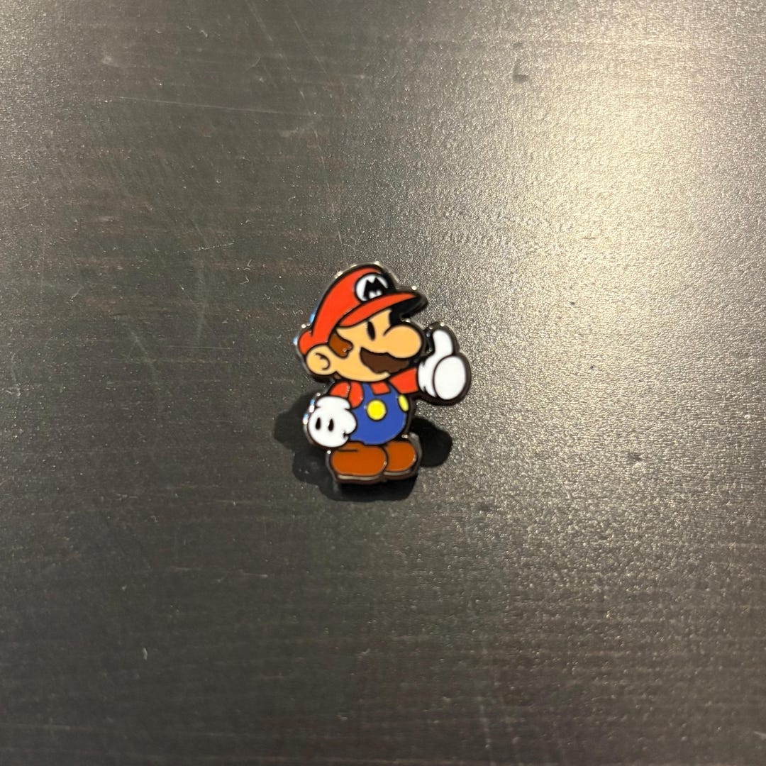 Paper Mario Thumbs up 1 Inch Enamel Pin - Etsy