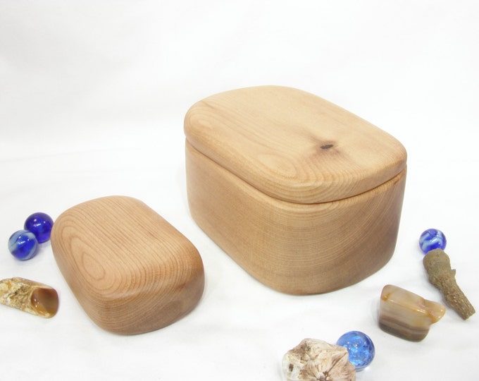 Oregon-myrtlewood Box & Spirit Shaker Set Pagan Altar - Etsy