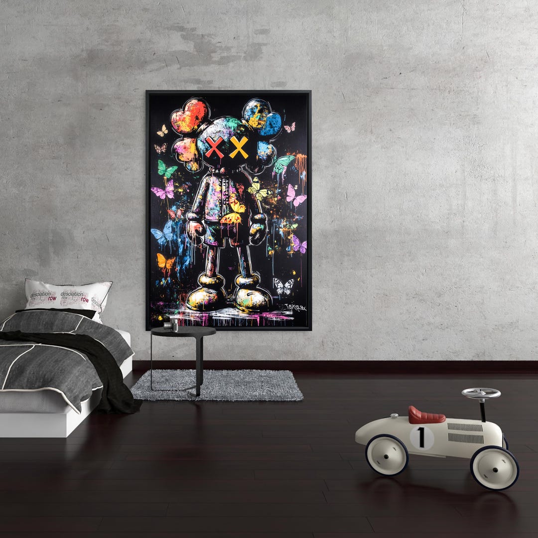 Wall Mural Kaws Bearbrick Bear / Butterflies, Pop Art, Graffiti Art ...