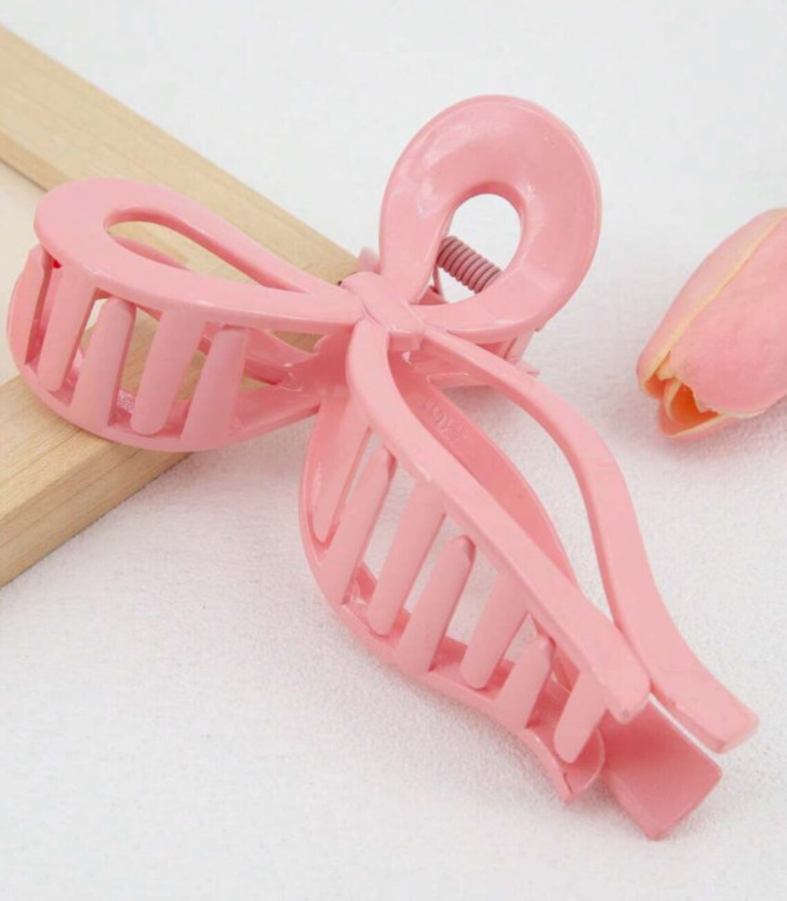 Bow Design Sweet Style Large Hair Claw for Daily Life, Coquette, Lana ...