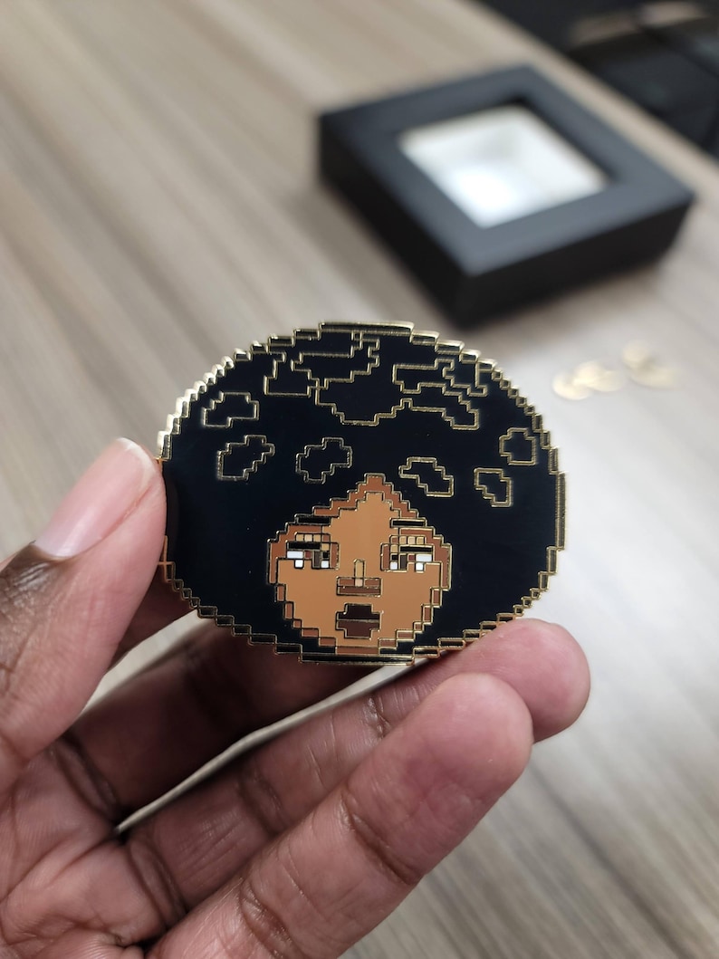 Natural Hair Girl Zora Pixel Art Enamel Pin Magnet Set With Display - Etsy