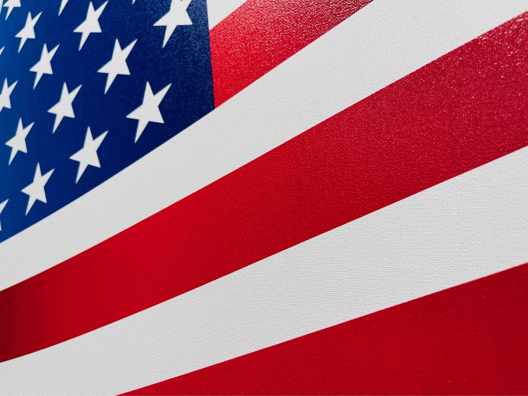 Wavy American Flag Printed Canvas in Vibrant UV Paint. Patriotic Decor ...