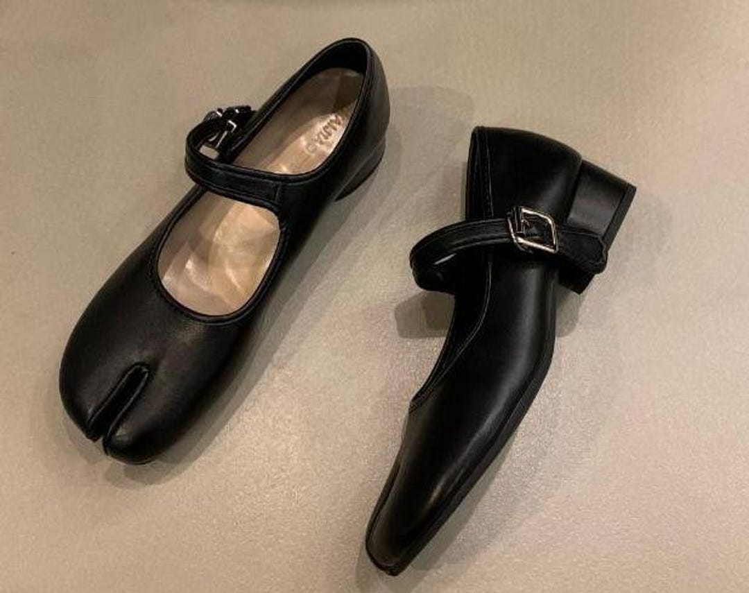 Womens Tabi Shoes Vintage Tabi Mary Janes Adjustable Strap Ballet Flats ...