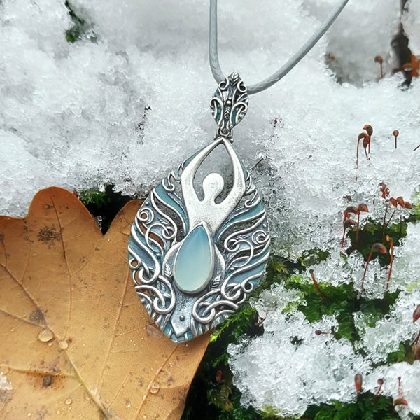 Goddess Pendant - Etsy