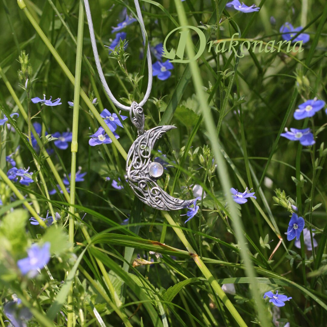 Ithil - Silver Moon Pendant With a Moonstone, Miniature Leaves ...