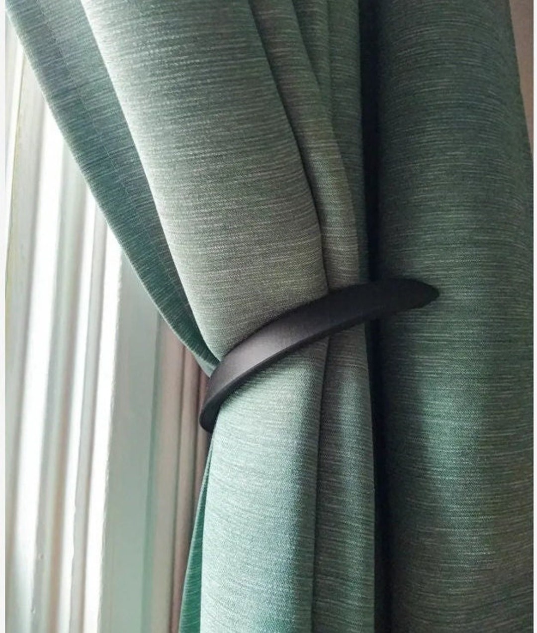Modern and Elegant Curtain Tie Back / Holdback- Set of 2 (left and ...