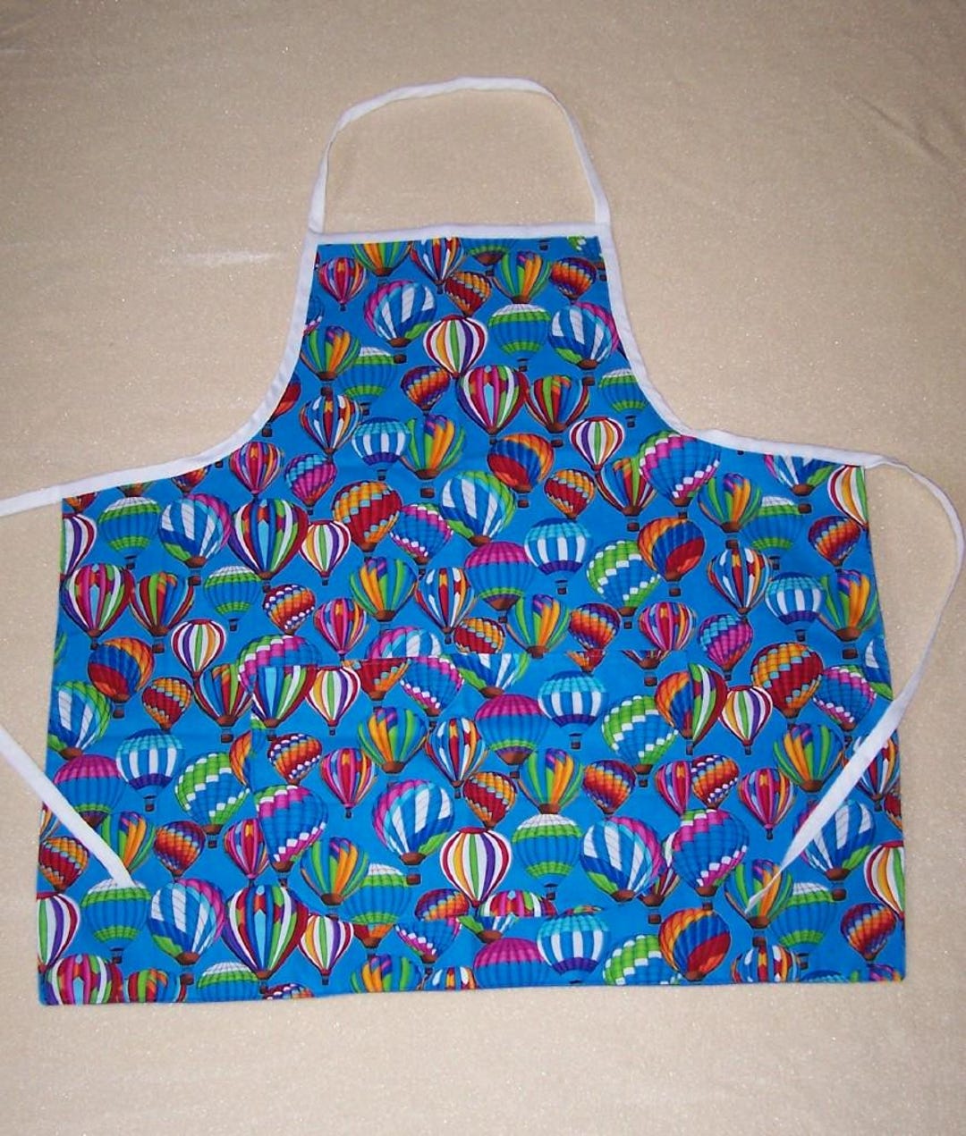 Hot Air Balloon Apron and Hot Pad Kitchen Accessory Gift for Women or ...