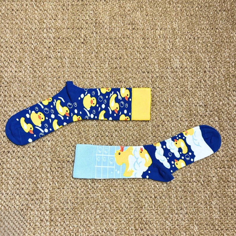 Right Left Different Duck Socks, Mismatching Socks, Colorful Socks ...