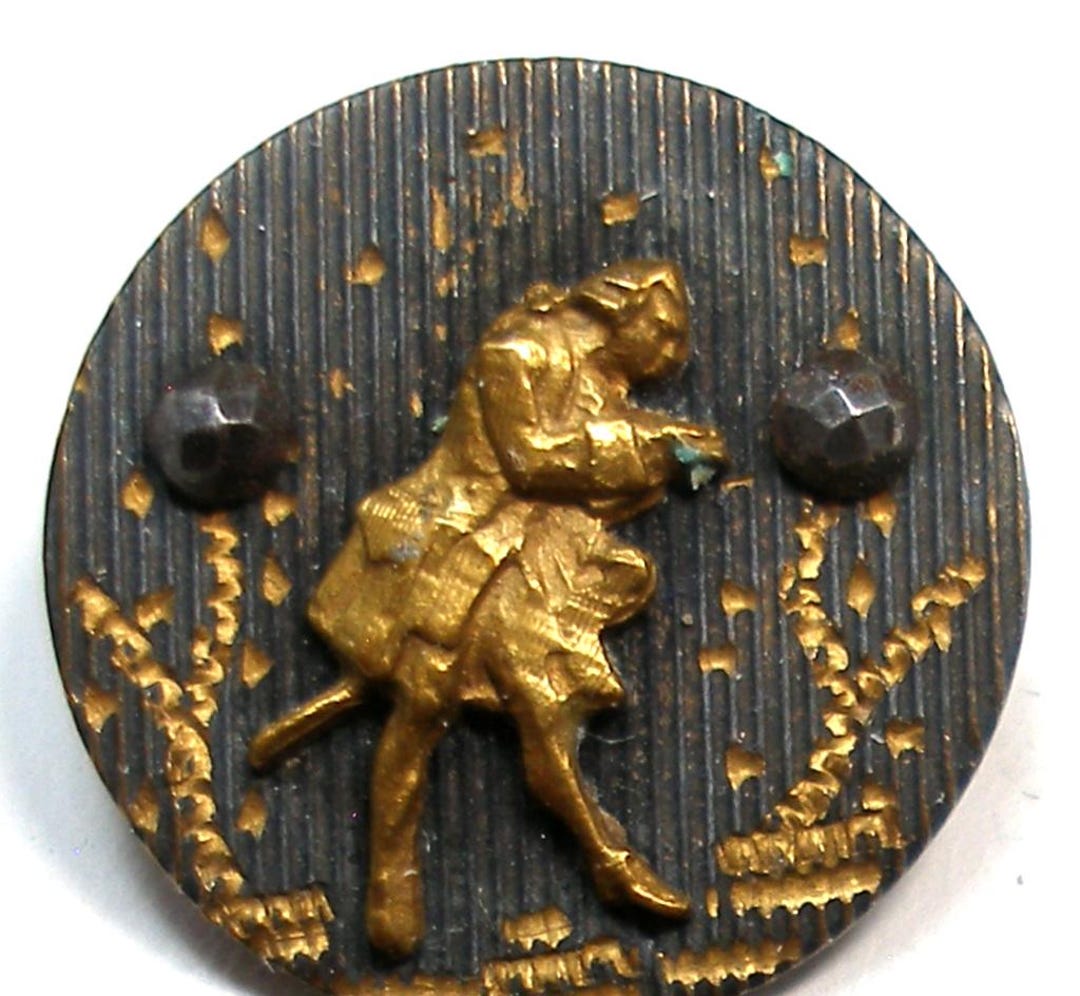 18th Century Gentleman on Victorian BUTTON. Man in 1700s Clothing, 9/16 ...