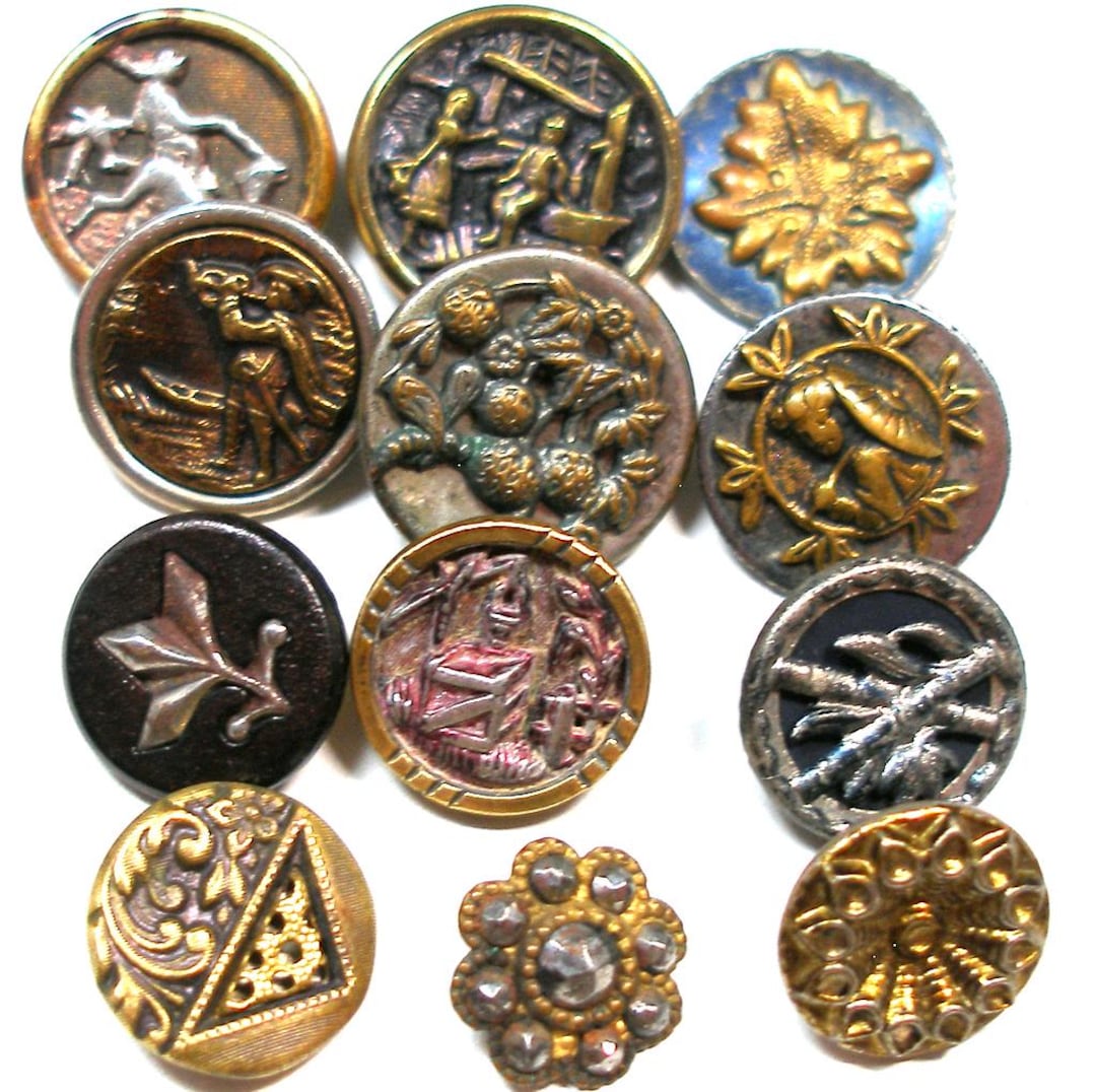 12 Antique BUTTONS. 1800s Victorian & Vintage Metal Picture Buttons ...
