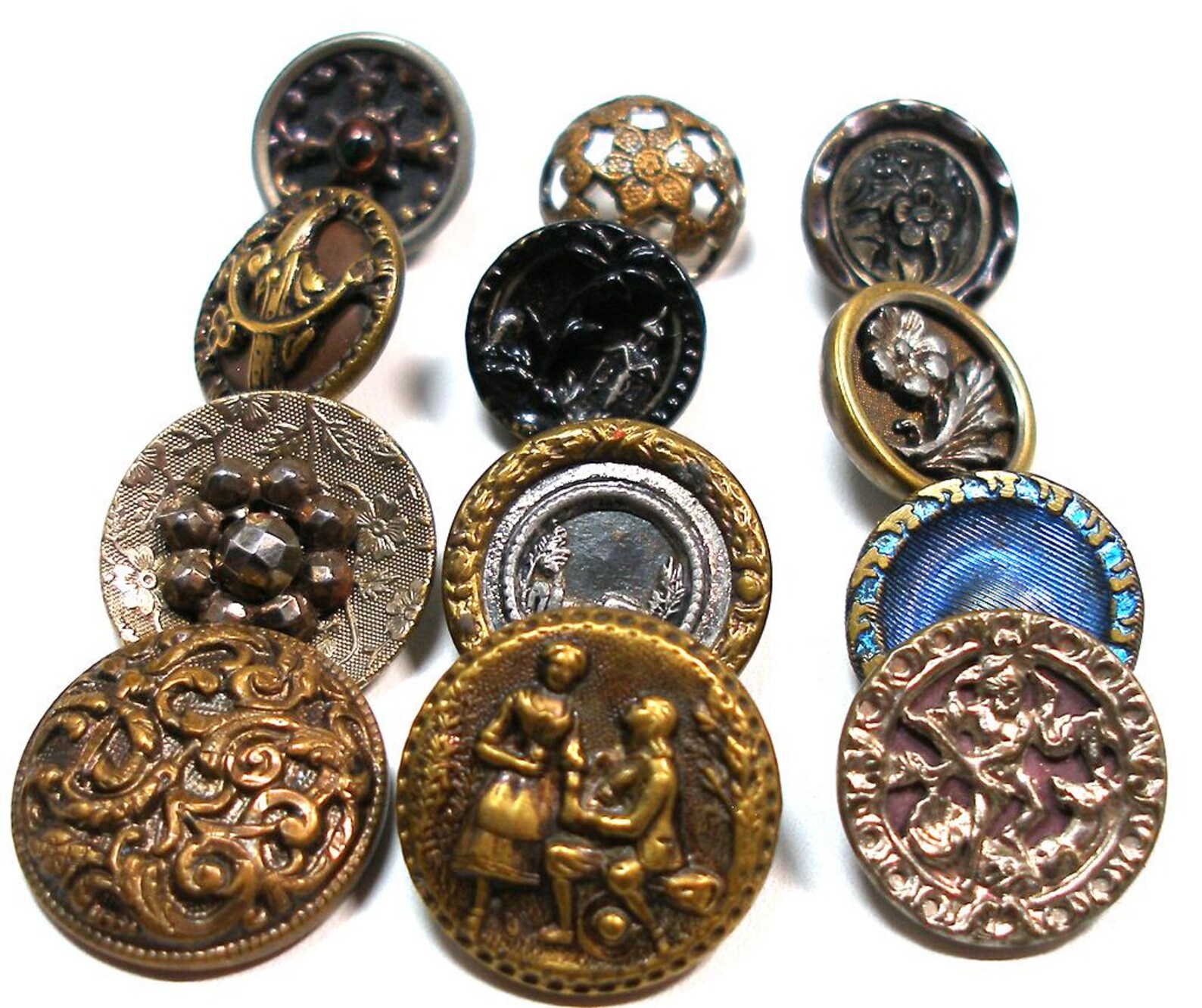 12 Antique BUTTONS. 1800s Victorian & Vintage Metal Picture Buttons ...
