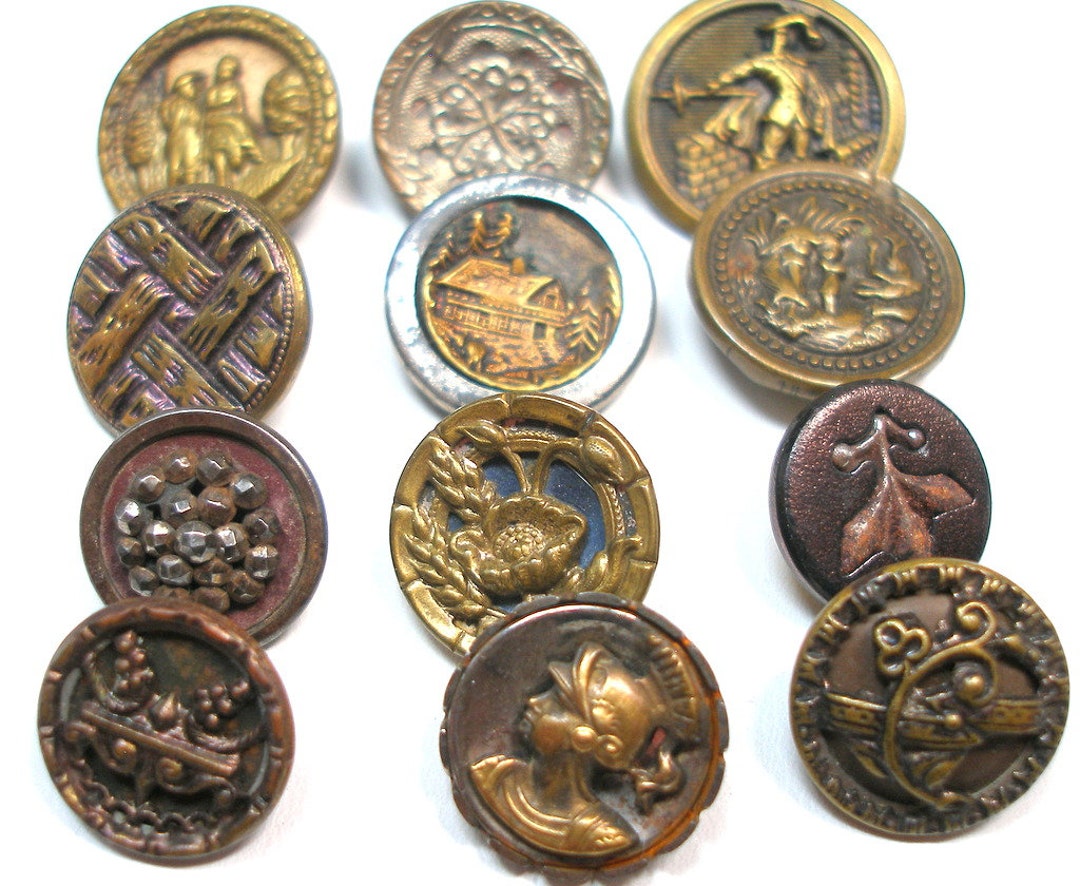 12 Antique BUTTONS. 1800s Victorian & Vintage Mixed Lot of Metal ...
