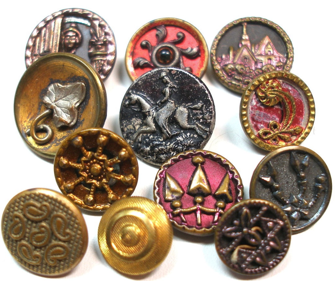 12 Antique BUTTONS. 1800s Victorian & Vintage Metal Picture Buttons ...