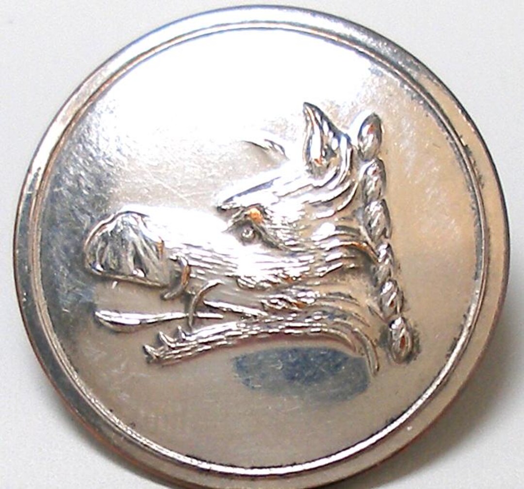 Antique British Livery BUTTON. 1". Boars Head. Reynolds & Co London ...