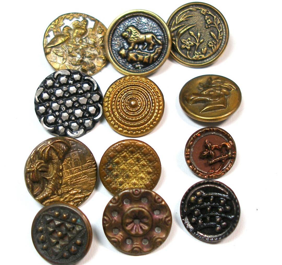 12 Antique BUTTONS. 1800s Victorian & Vintage Metal Picture Buttons ...