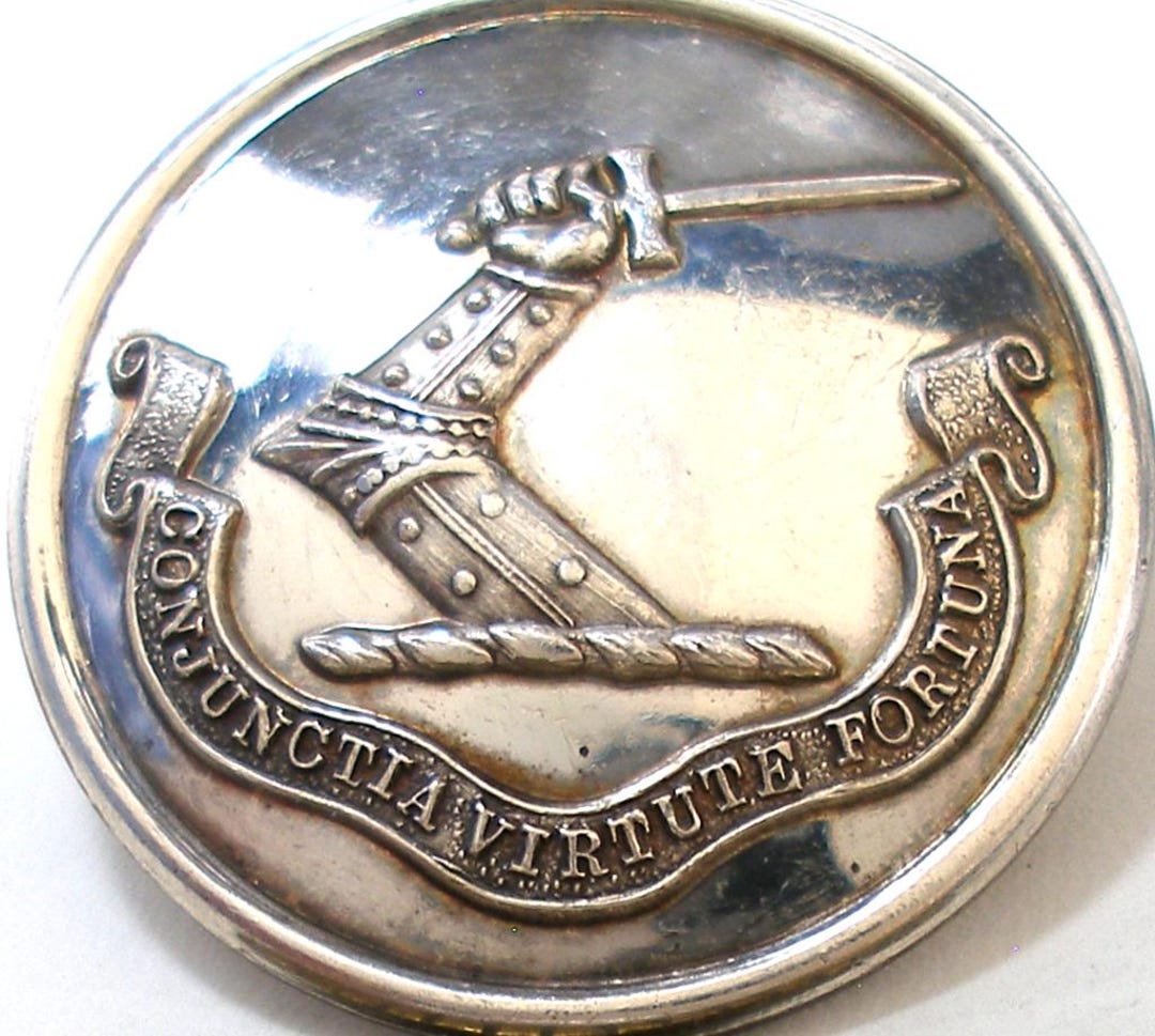 XL Antique Livery BUTTON. Armored Arm With Sword. Conjunctia, Virtute ...