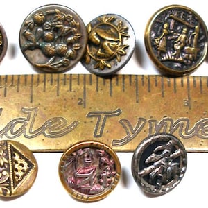 12 Antique BUTTONS. 1800s Victorian & Vintage Metal Picture Buttons ...