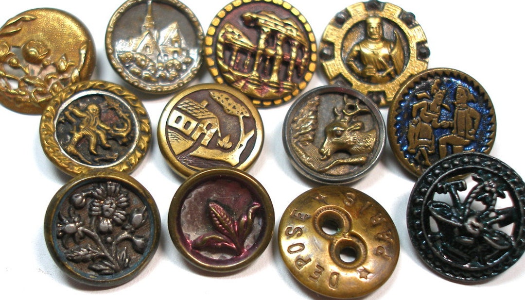 12 Antique BUTTONS. 1800s Victorian & Vintage Metal Shabby Chic Picture ...