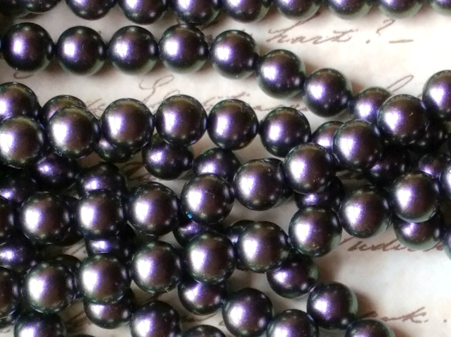 25 6mm Iridescent Purple Pearls, by Swarovski - Etsy