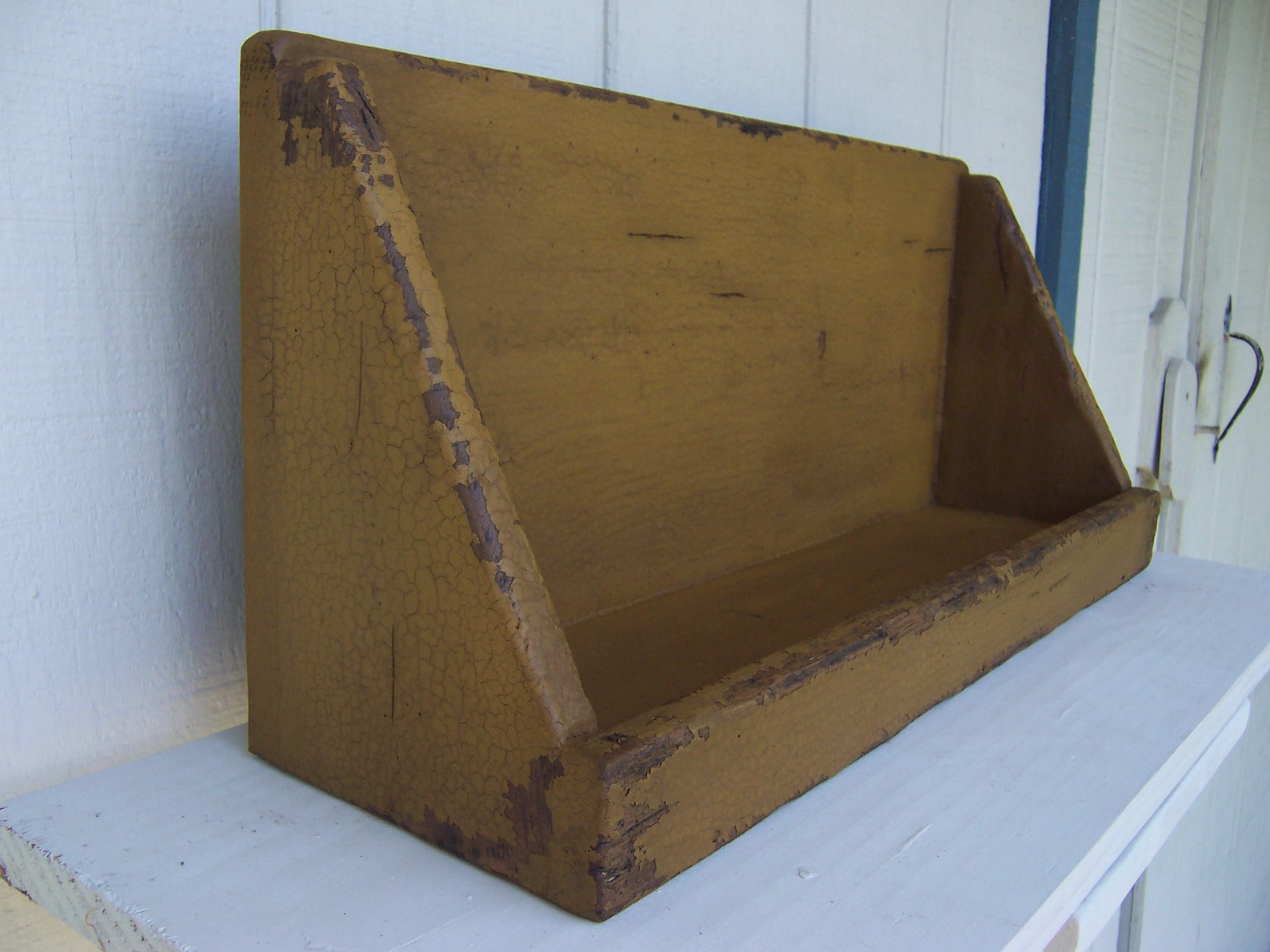 Primitive Shelf Plate Rack Shelf Rustic Country Painted Wood Dish ...