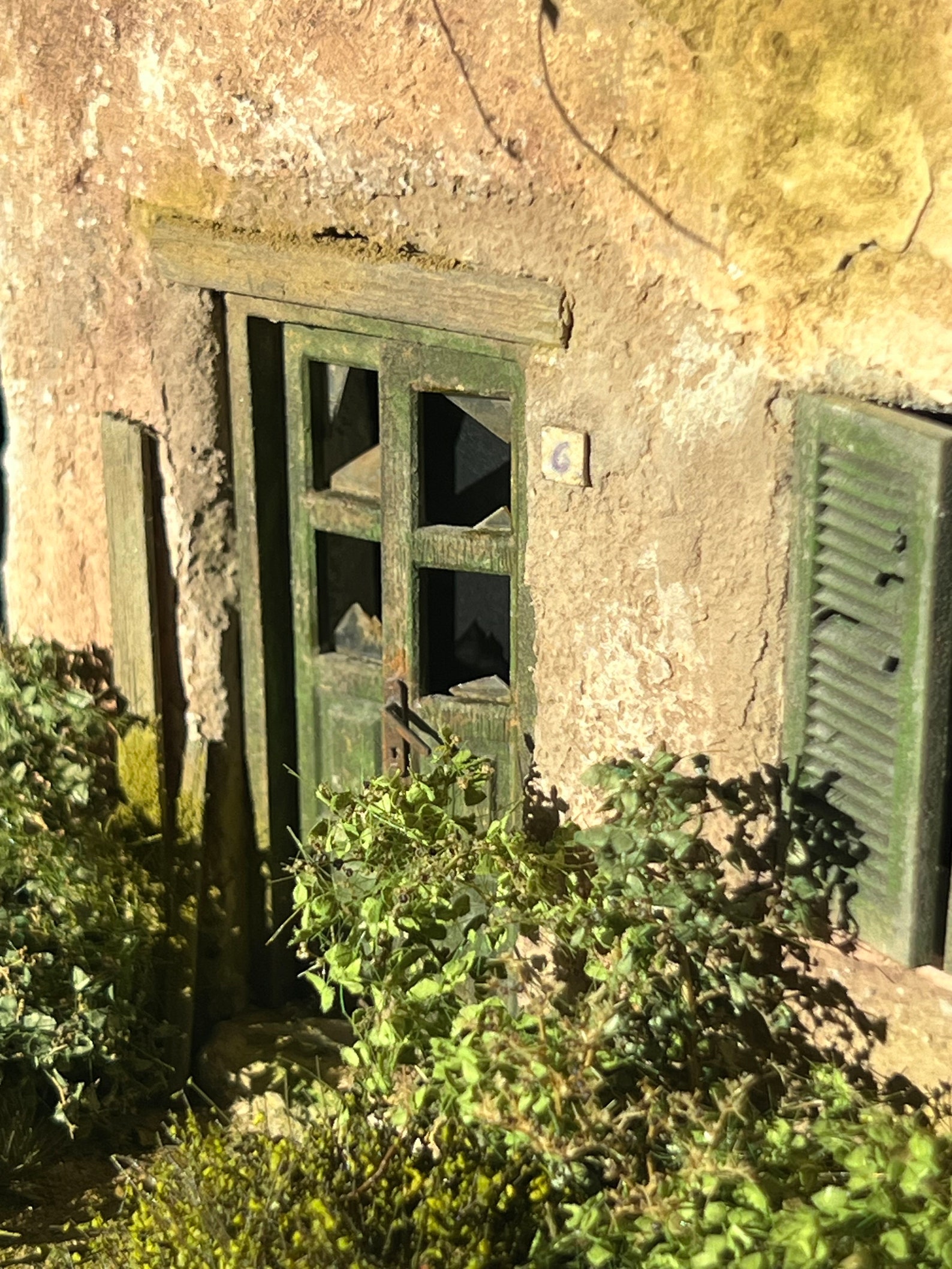 Abandoned House Diorama Hyper Realistic Diorama Country House Italian ...