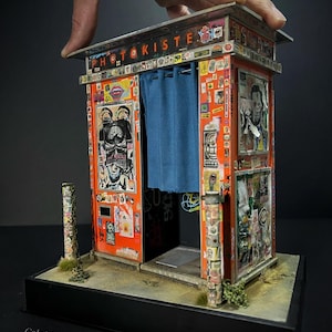 Vintage Photo Booth Diorama Hyper-realistic Miniature Captivating 1:12 ...