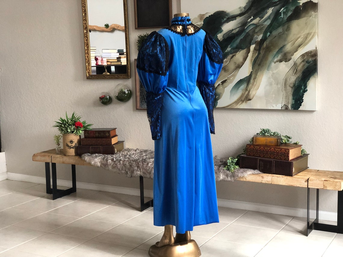 Bridgerton Style Dress: Blue Velvet Regency Gown With Black Lace, Size ...