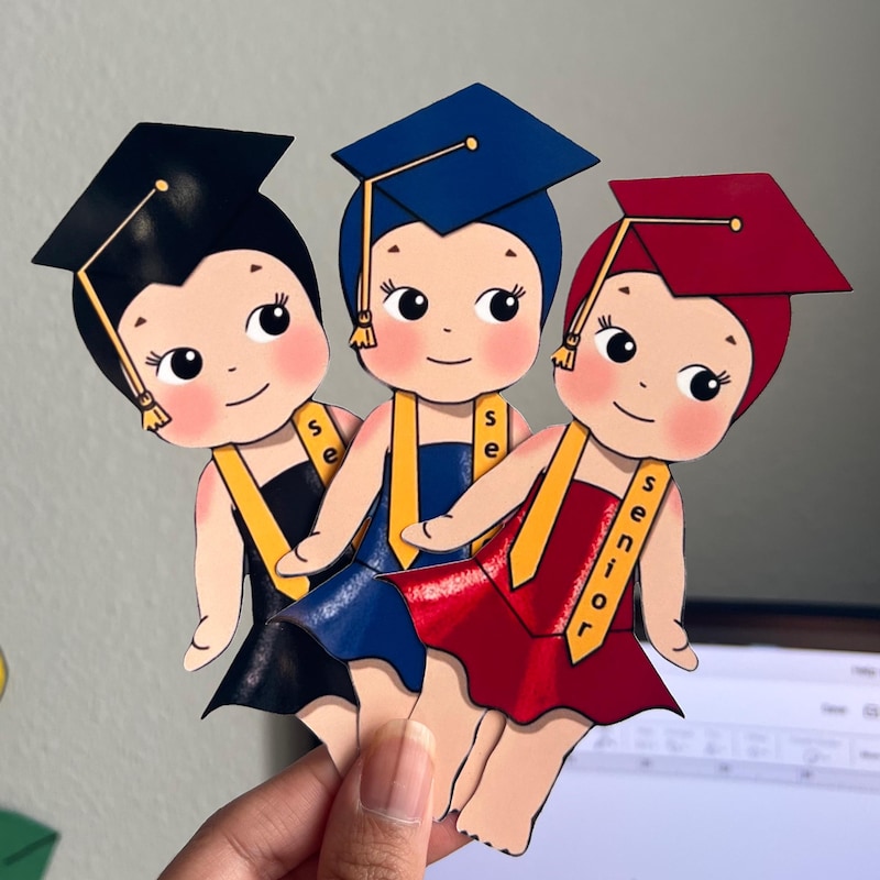 Smiski Graduation - Etsy