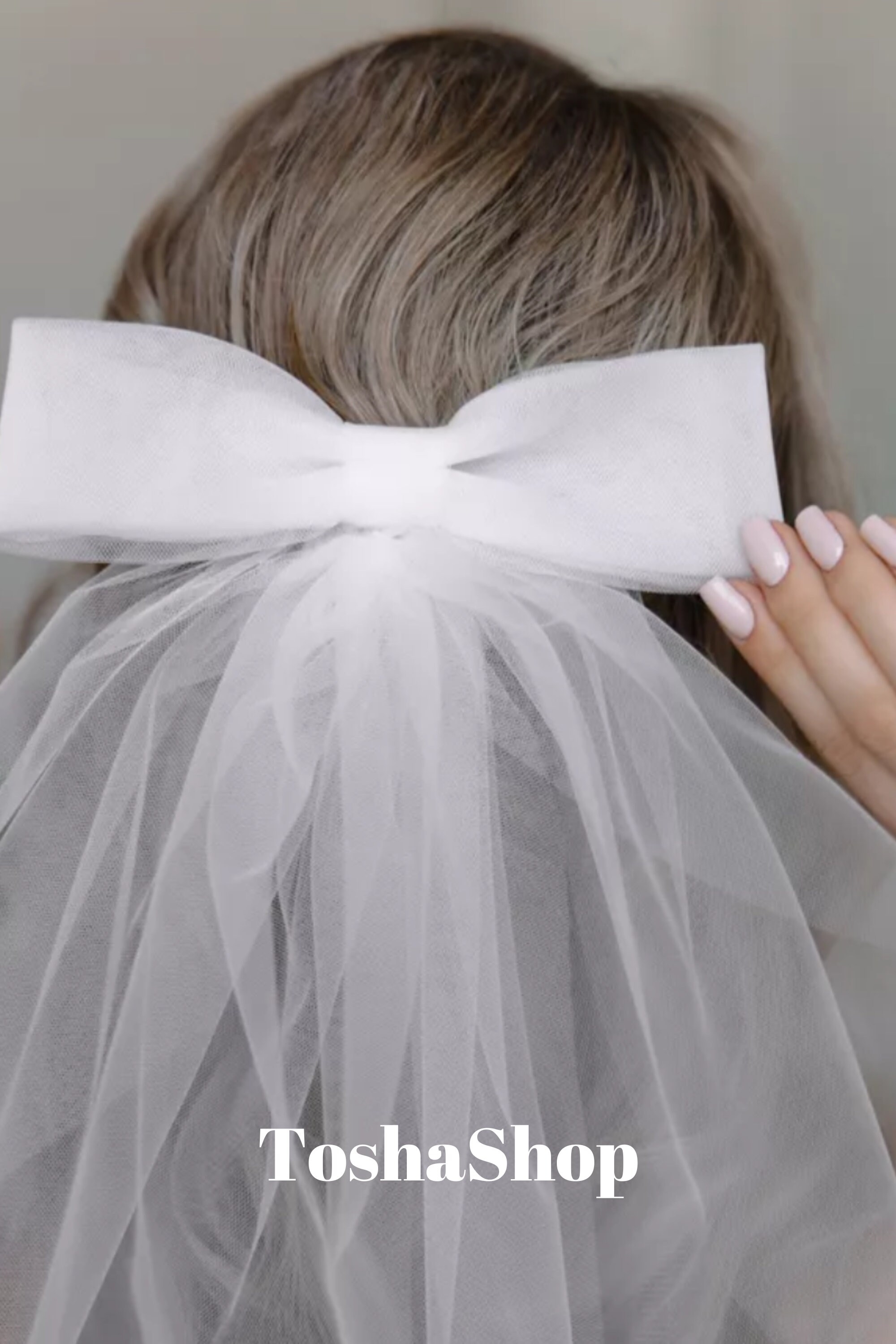 Short Wedding Veil With Mini Bow With Hairpin. - Etsy