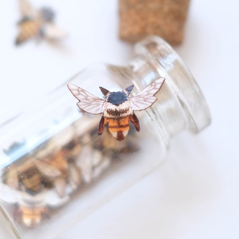 48 Tiny Paper Bees, Realistic Miniature Bumble Bee Cutouts - Etsy