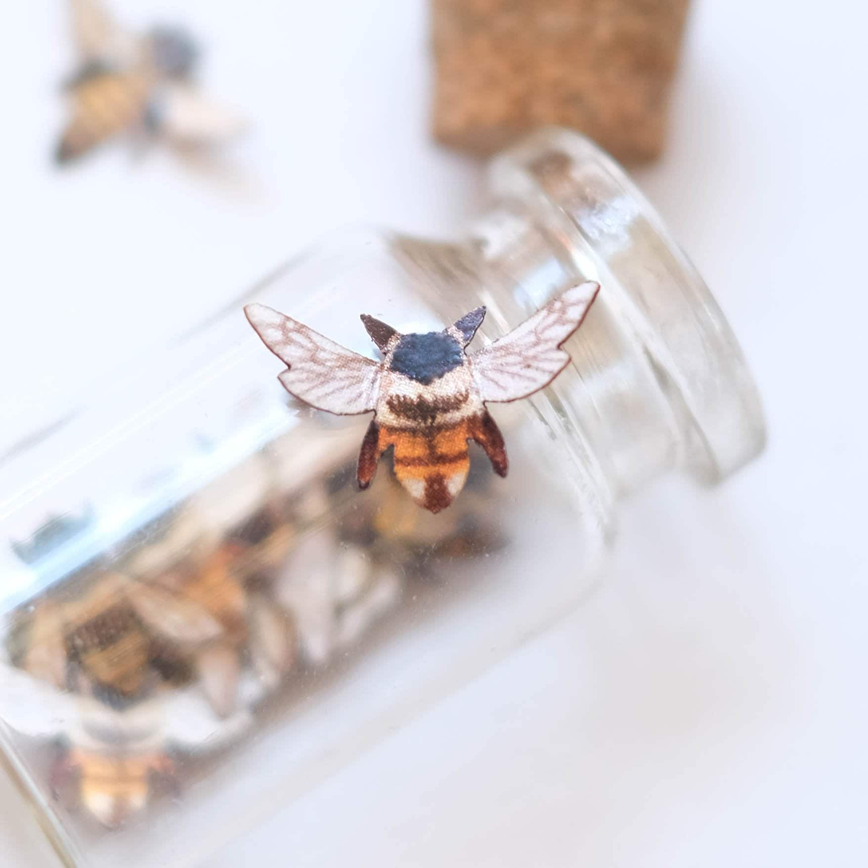 48 Tiny Paper Bees, Realistic Miniature Bumble Bee Cutouts - Etsy