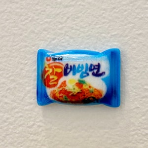 Korean Ramen Fridge Magnets - Shin Ramyeon/bibimmyeon /samyang Ramen ...