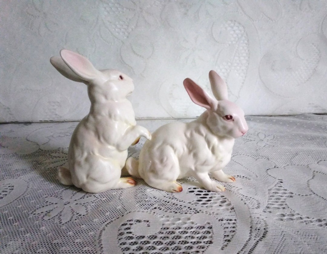 2 Lefton Bunny Rabbits Easter Bunnies Figurines Vintage One Has Leg ...