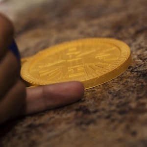 Wreck It Ralph Medal of Hero's - Etsy