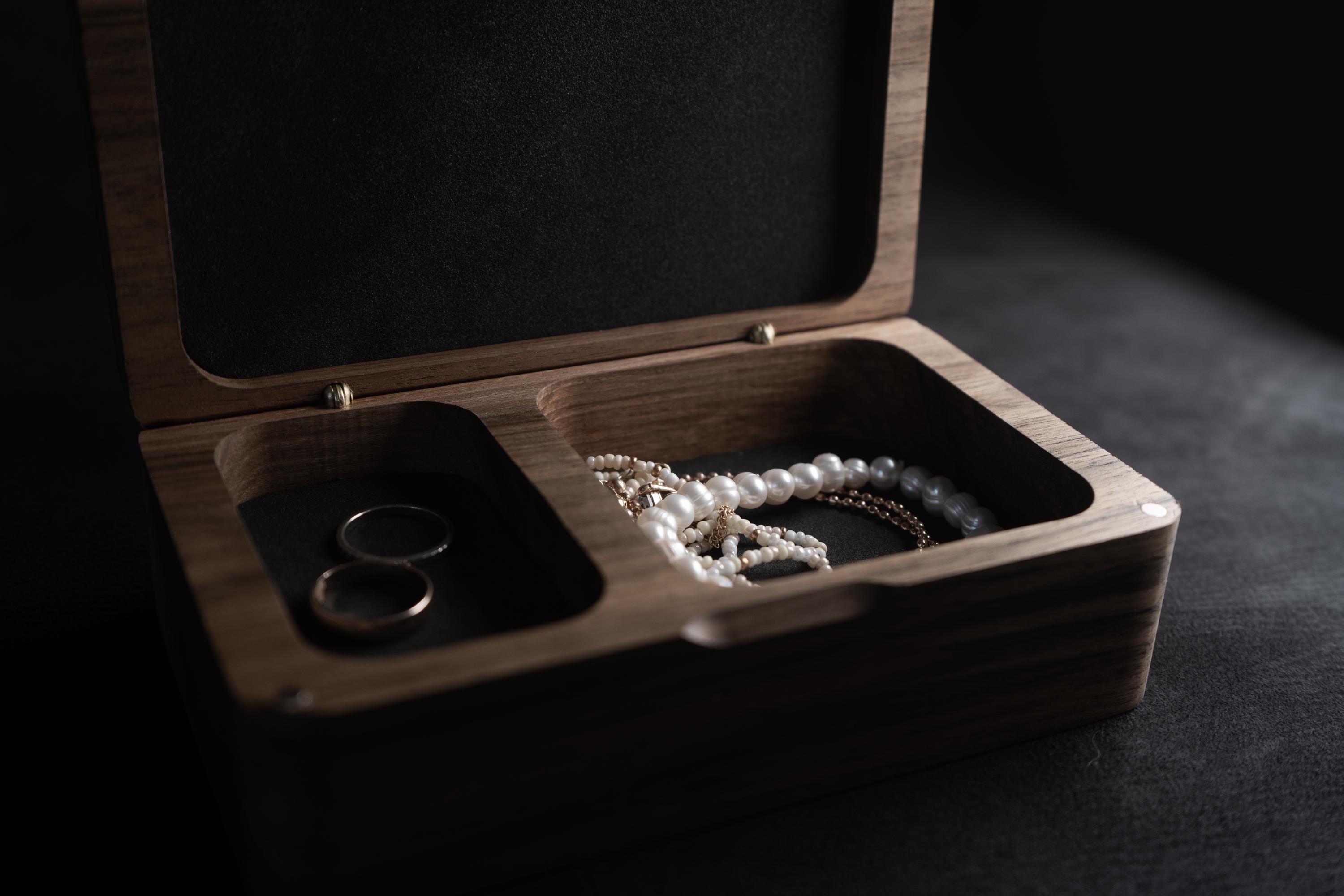 3D Printed Jewelry Box STL File: Two-compartment Organizer (digital ...