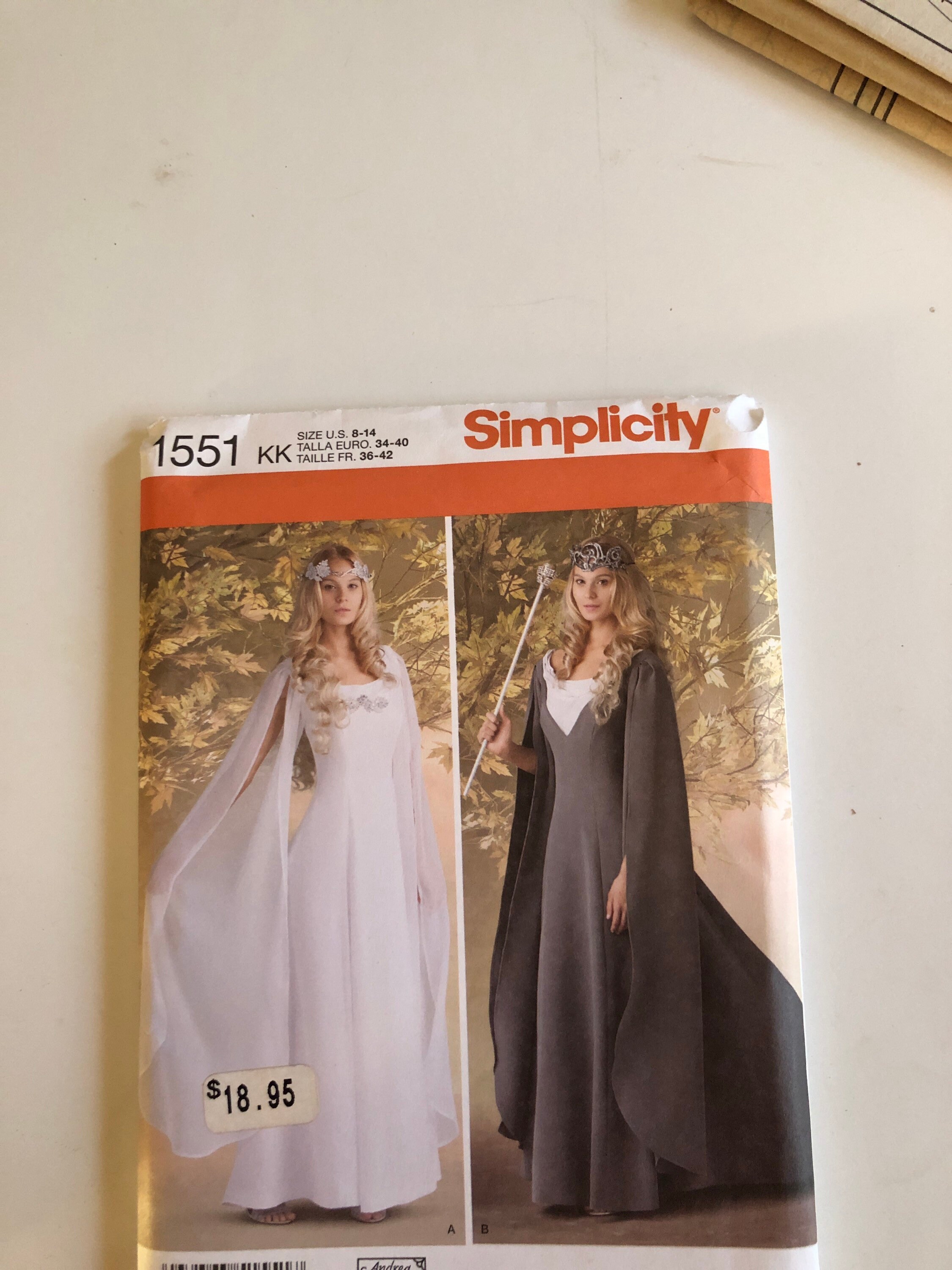 Simplicity 1551 Uncut Costume Pattern. Princess or Queen Gown. Misses ...