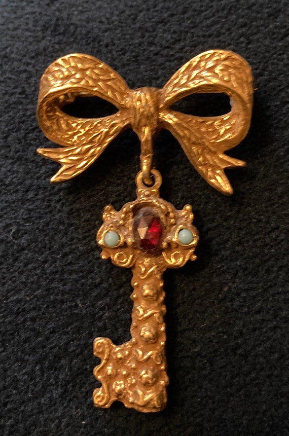 Vintage 50s key brooch - Gem