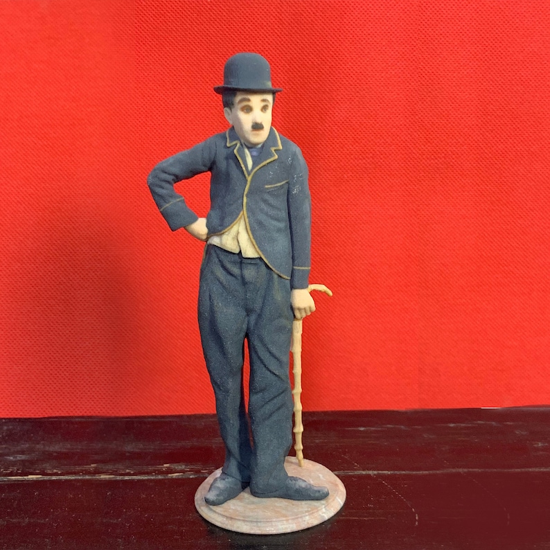The Official Licensed Charlie Chaplin Figurine - Licensed Great CHARLIE ...