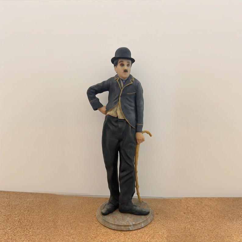 The Official Licensed Charlie Chaplin Figurine - Licensed Great CHARLIE ...
