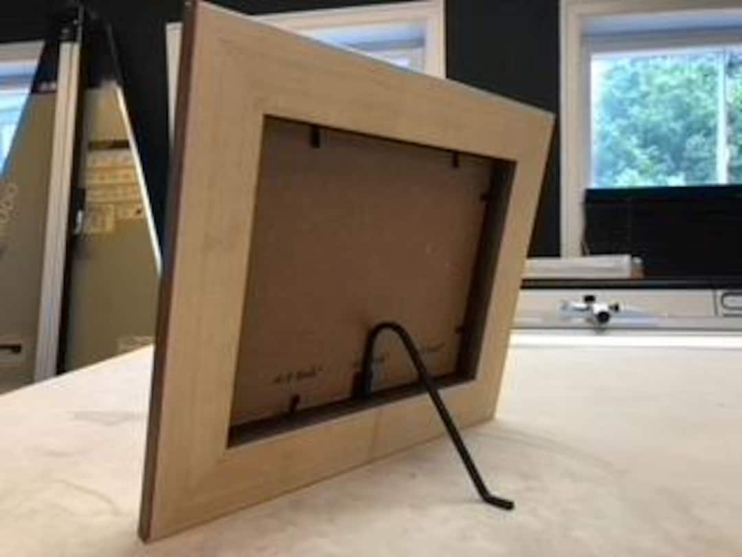 Gallery Black Wire Frame Stand, With Clip on Socket. for Frames With ...