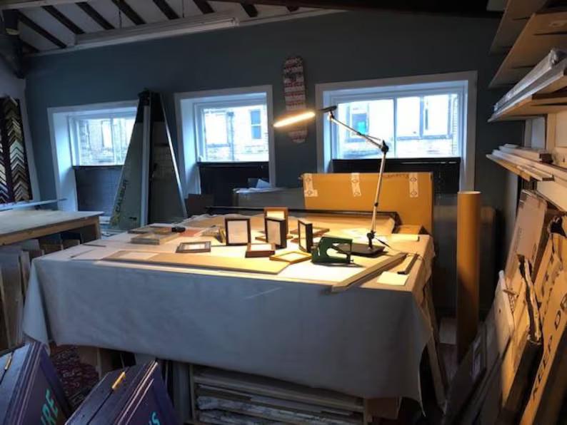 Large Black Wire Frame Stand, With Clip on Socket. No Screws or ...